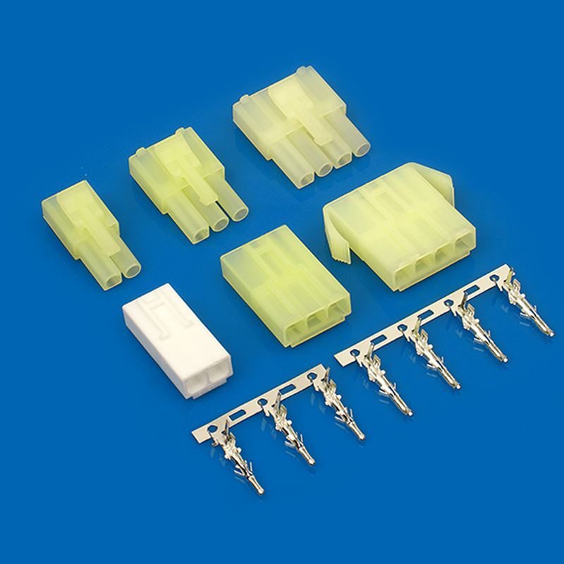 Connector testing in salt spray environment